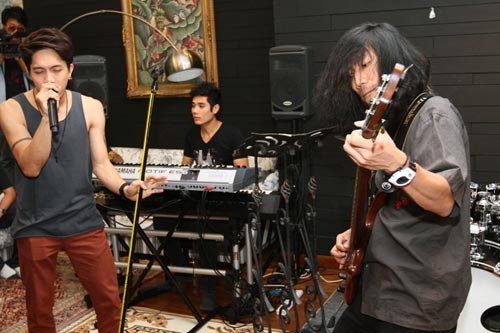 Potato พาแฟนคลับชมความพร้อม Potato Live Go On Concert