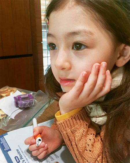 Ellie Field โมเดลรุ่นจิ๋ววัย 5 ขวบ สาวน้อยที่ฮอตที่สุดในชั่วโมงนี้