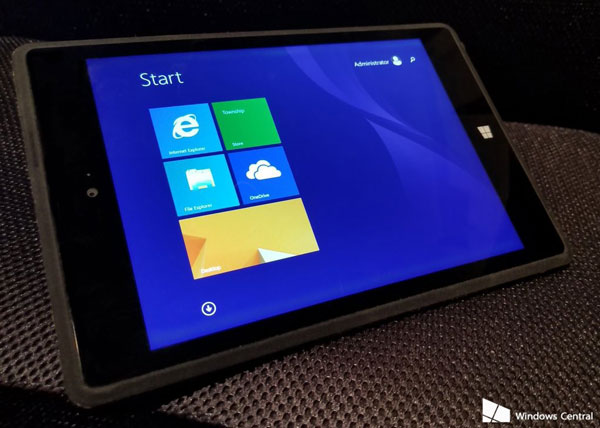 เผยโฉม Surface Mini แท็บเล็ตรุ่นเล็กที่ไมโครซอฟท์ไม่เคยเปิดตัว