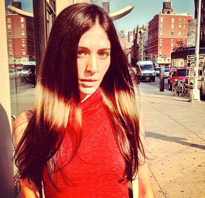 ทำผมแบบ Splashlight สาดสีกลางเส้นผม อัพลุคให้เก๋เว่อร์