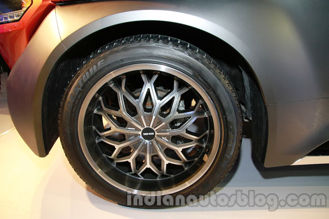 DC Design Eleron ครอสโอเวอร์เปิดประทุนสุดบึกบึน